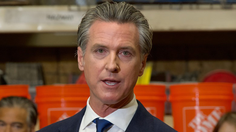 Body Language Expert Tells Us Sign Gavin Newsom Won't Yield To Donald ... Body Language Expert Tells Us Sign Gavin Newsom Won't Yield To Donald ...