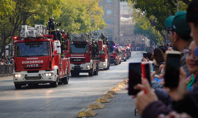 Celebran aniversario del Heroico Cuerpo de Bomberos de la CDMX