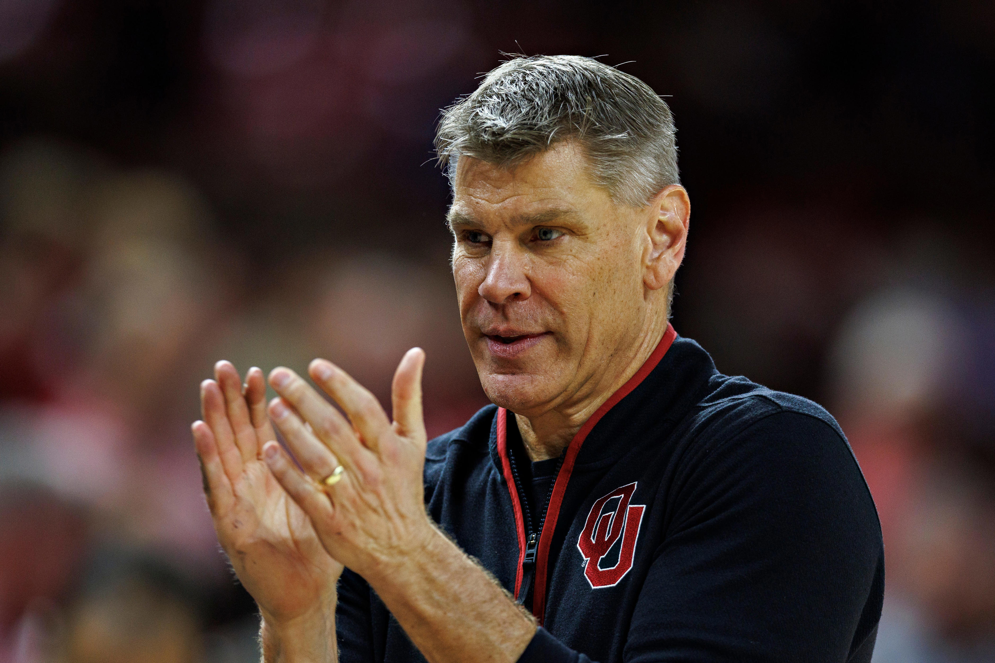 Why OU men's basketball coach Porter Moser is confident in retooled ...