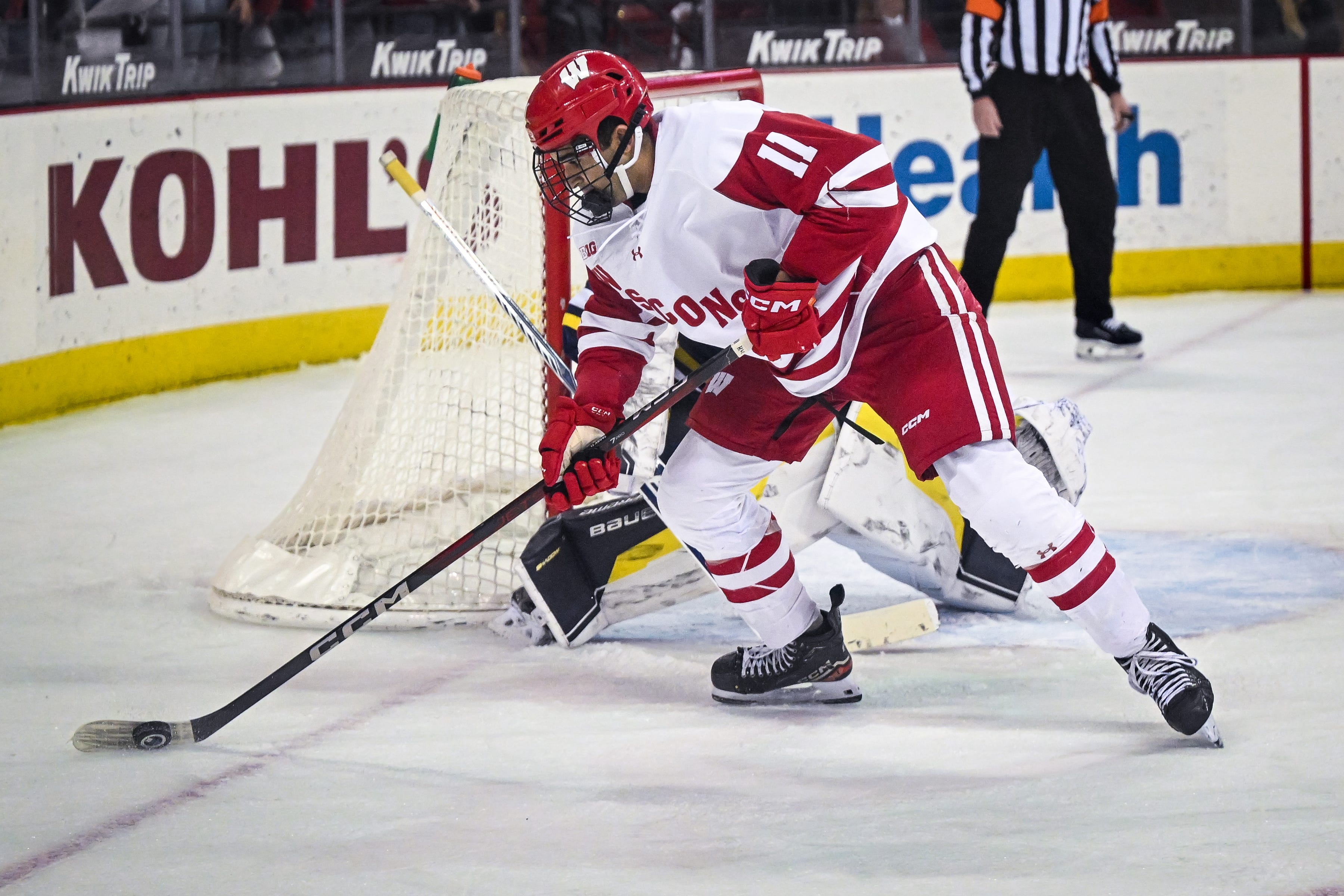 No. 2 Michigan gets final word vs. Wisconsin men's hockey; Badgers ...