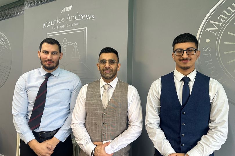 Controversial lawyer Akhmed Yakoob announces bid to 'seize power' on ...