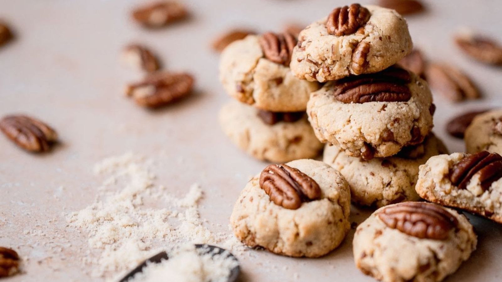 The 33 Pecan Desserts That Make April The Tastiest Month