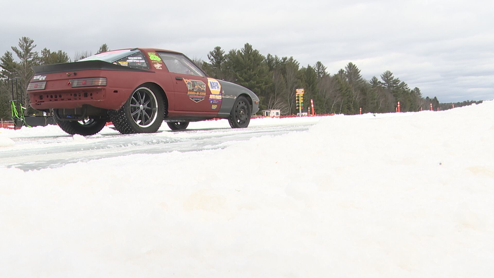 Annual ice drag race returns to Merrill