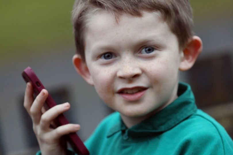 Listen to urgent 999 call little boy makes to save dad's life after he ...