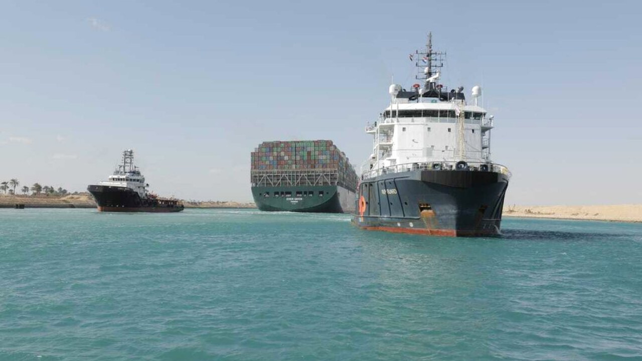 Επιστρέφουν τα Container Ships στη διώρυγα του Σουέζ μετά την εκεχειρία ...