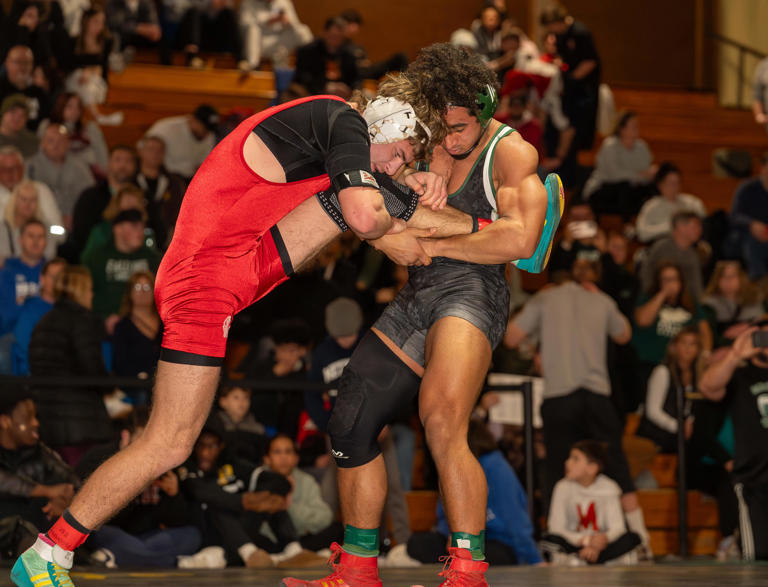 'These kids battled': St. Joseph three-peats in GMCT boys wrestling ...