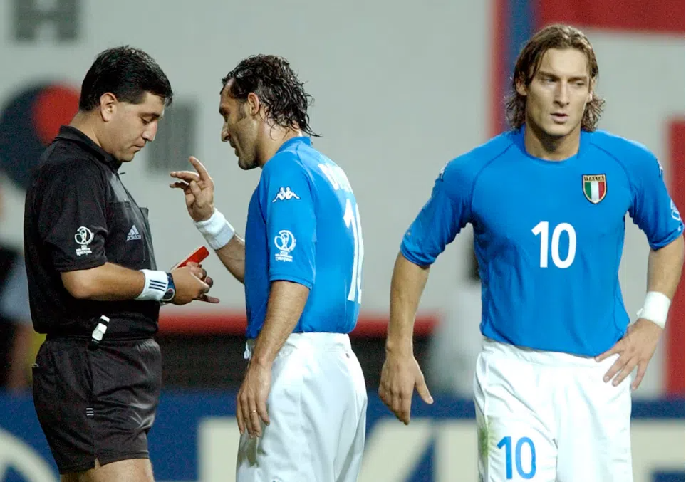 ¿Quién es Byron Moreno, el árbitro del partido de Alianza que estuvo ...