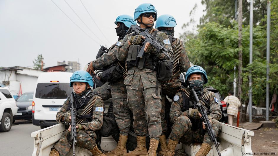 Congo-Rwanda border shut as M23 rebels lay siege on Goma