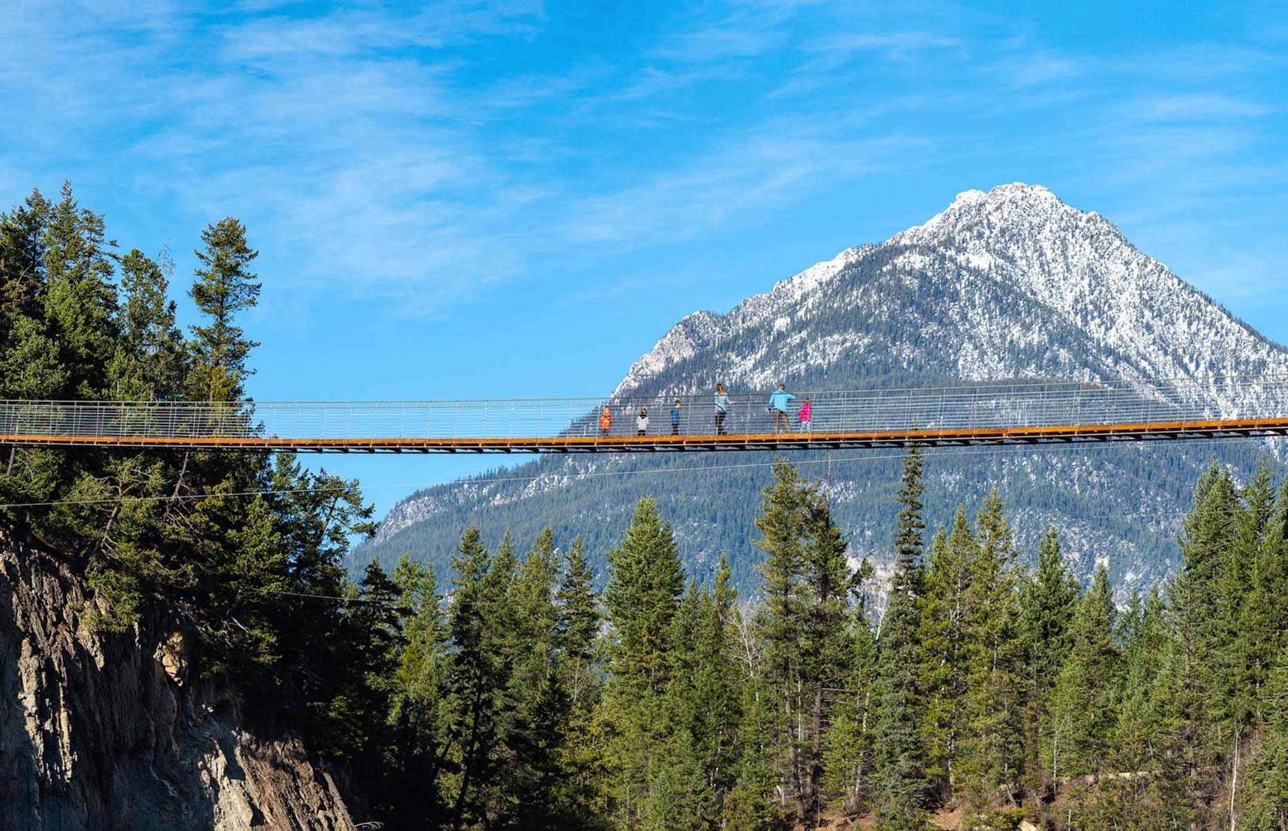 31 breathtaking bridges to see in Canada and beyond