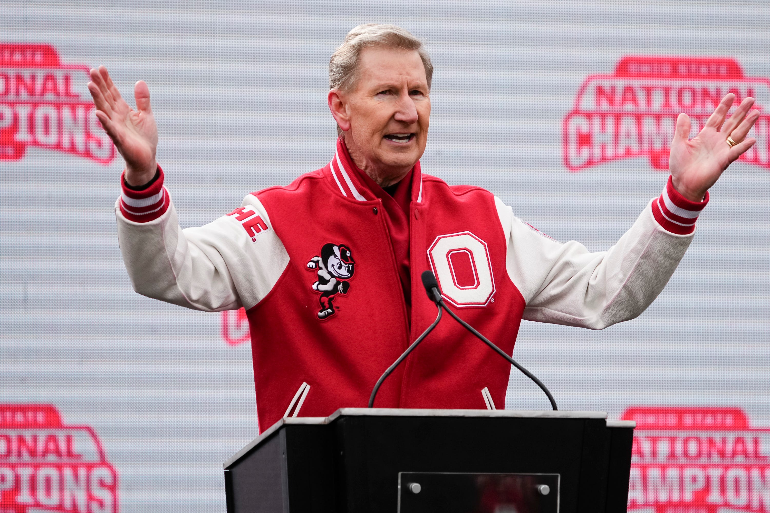 Ohio State President Ted Carter to join the Buckeyes next month at the ...