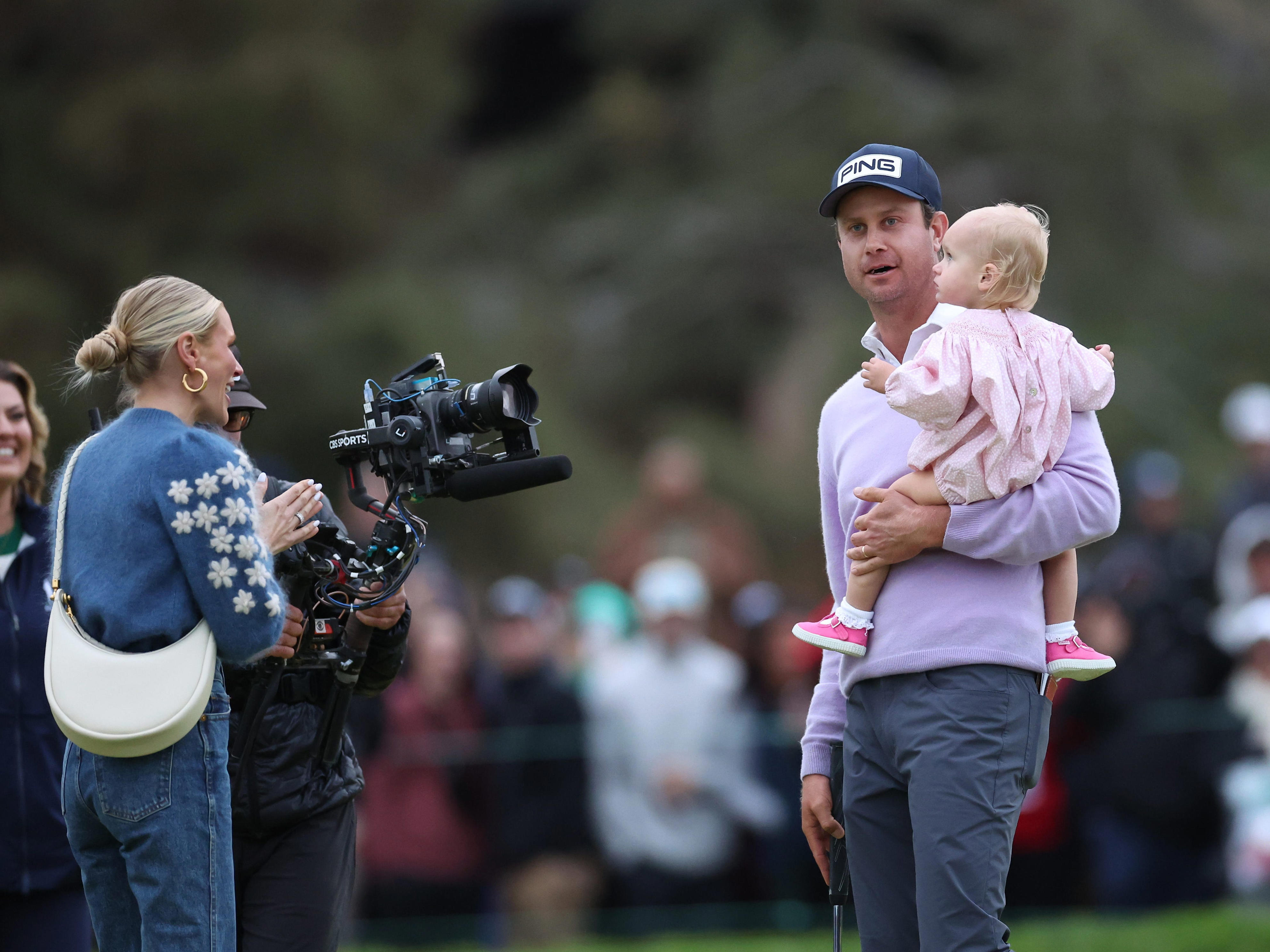 Harris English celebrates a victory with his 1½-year-old daughter for ...