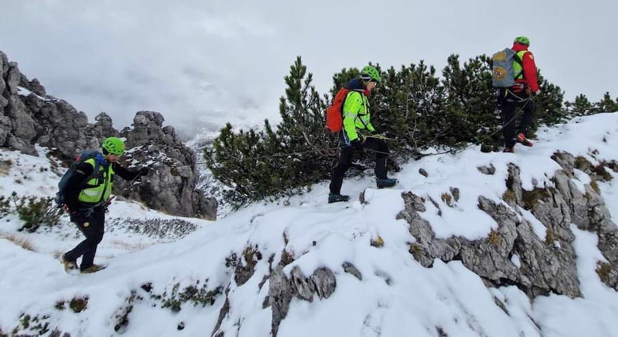 Mandello, escursionista di 47 anni si perde sulla Grignetta: salvato ...