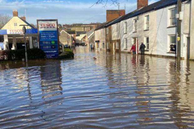 Police confirm a list of Somerset roads that are closed due to flooding Police confirm a list of Somerset roads that are closed due to flooding