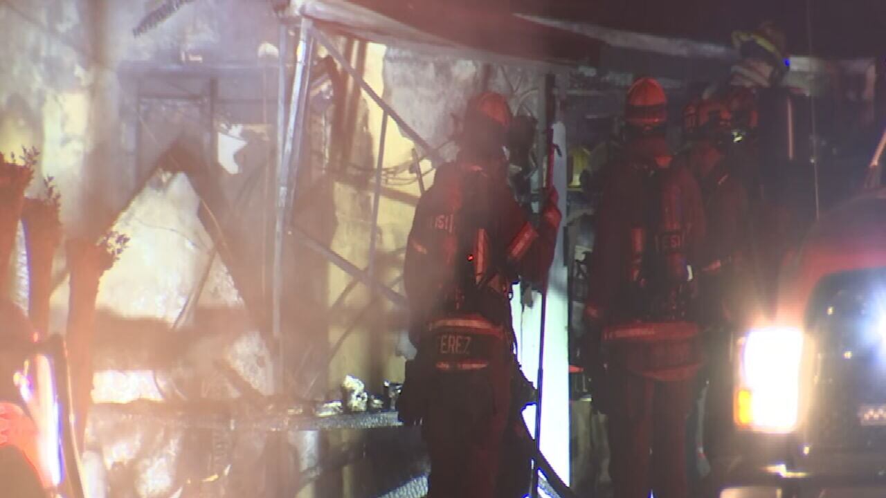 Orange County restaurant catches fire overnight, officials say