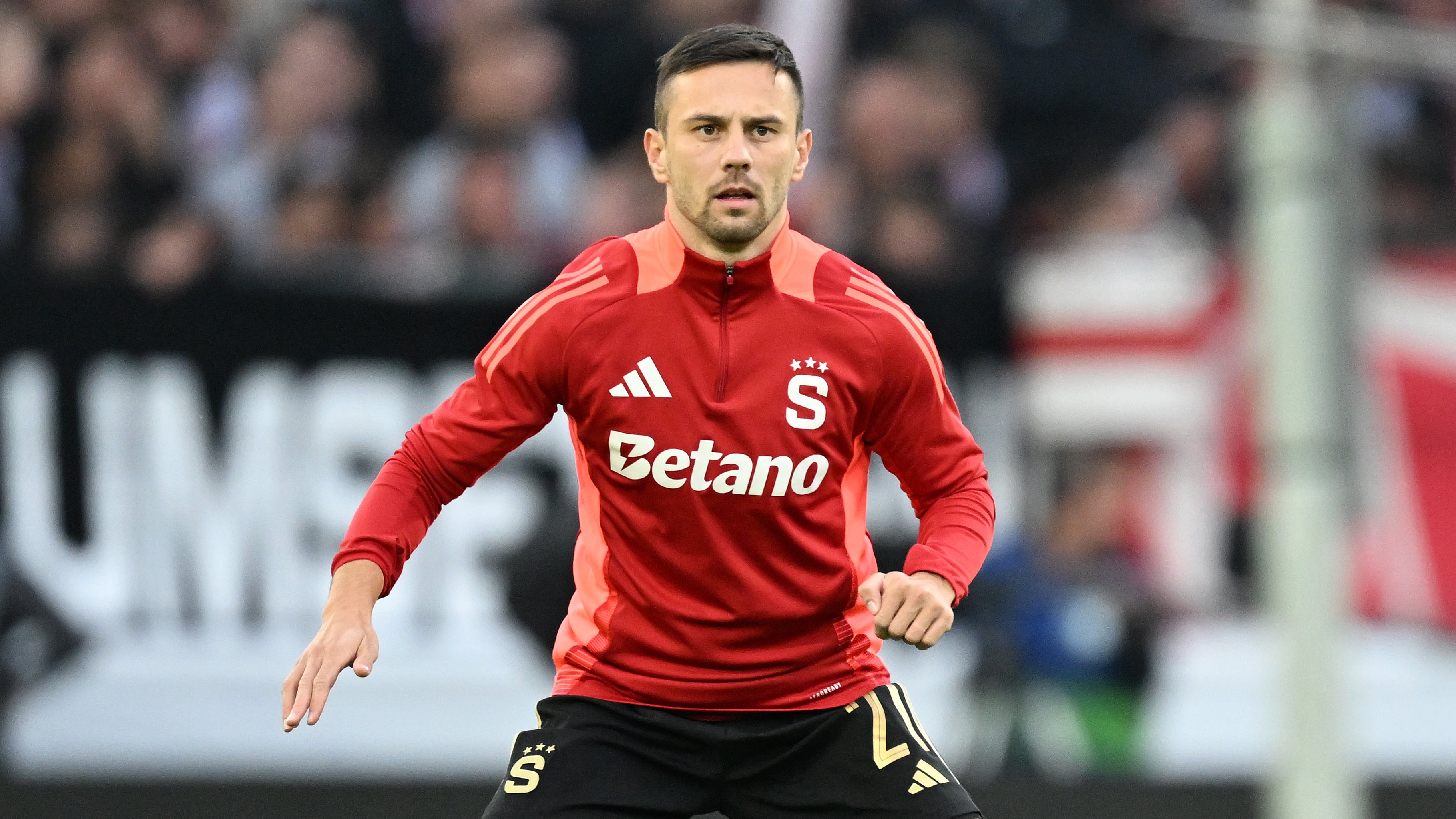 Z Ligi Mistrzów do polskiej 2. ligi! W transferowy hit Wieczystej aż ...