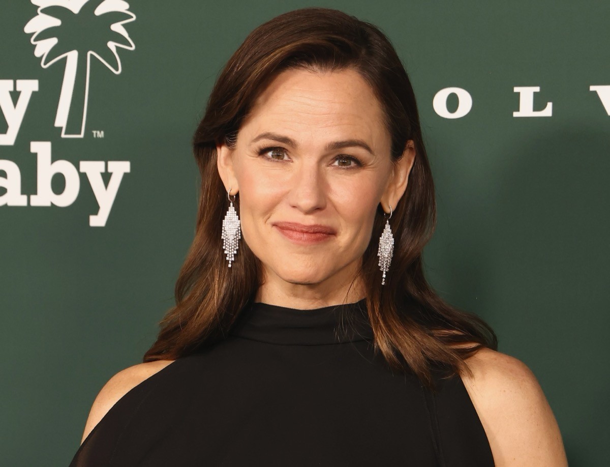 Jennifer Garner’s Go-To Workout That Keeps Her Strong and Sculpted