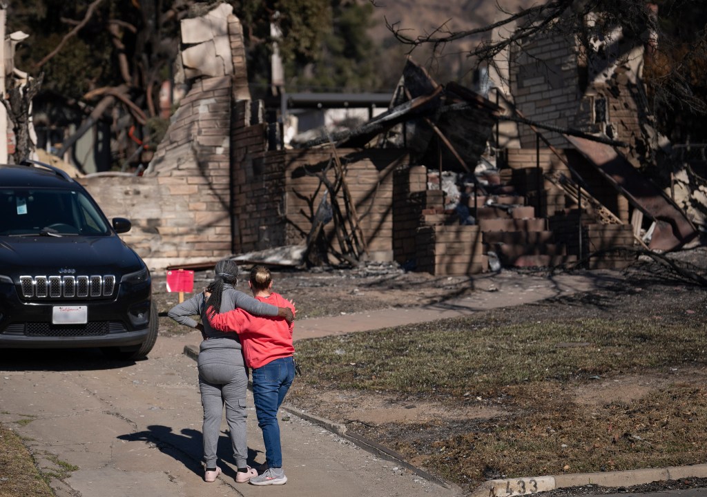 Altadena Residents Call for State Investigation into Fire Response