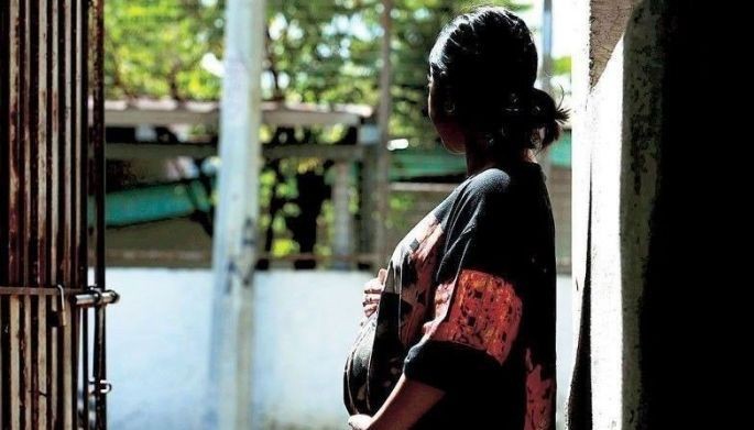 For first time, DepEd feeding program to include pregnant students