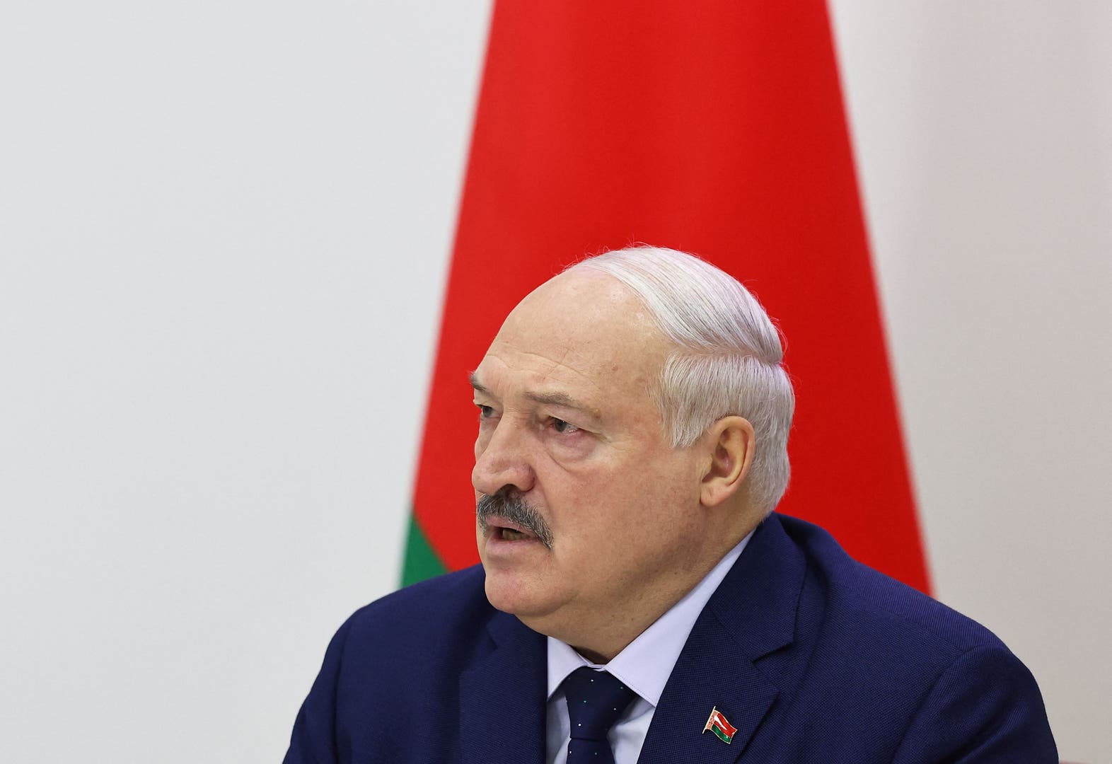 Weissrusslands Machthaber Lukaschenko lässt sich im Amt bestätigen