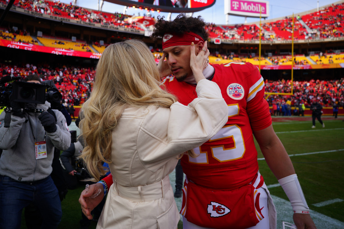 Patrick and Brittany Mahomes Stun With Striking Red Carpet Appearance ...