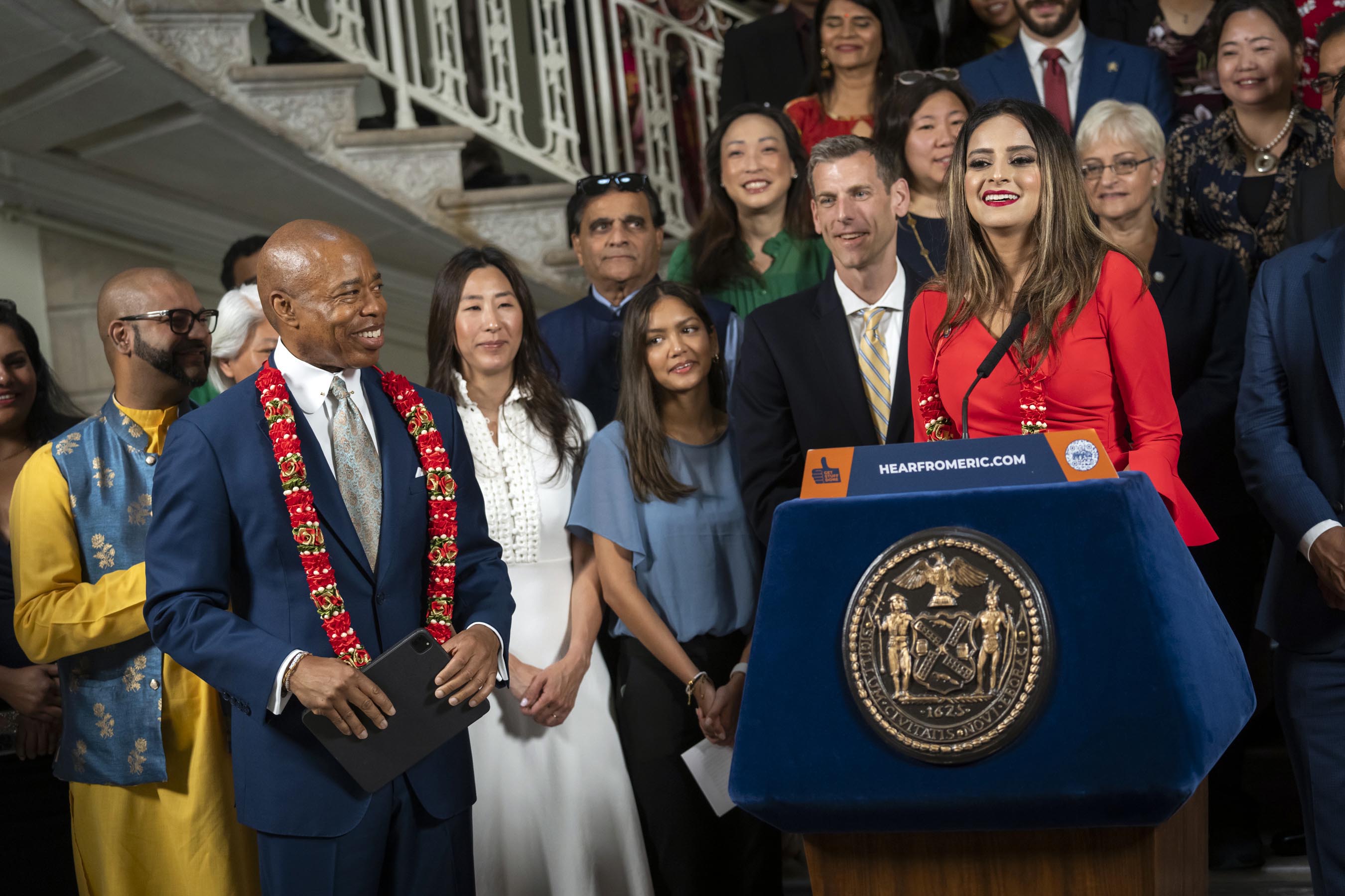 New York lawmaker to shake up citywide race for public advocate