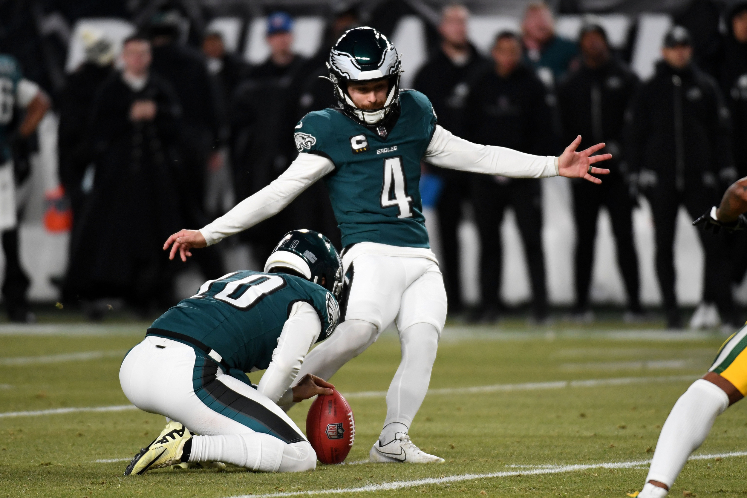Internet reacts to Jake Elliott missing another FG in NFC title game