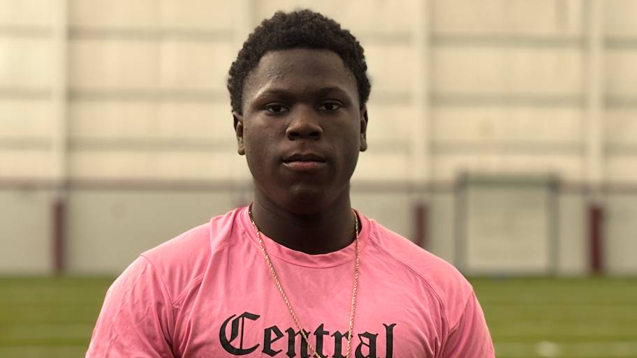 Meet High School Football's 'Next Phenom,' Ambidextrous QB from LR