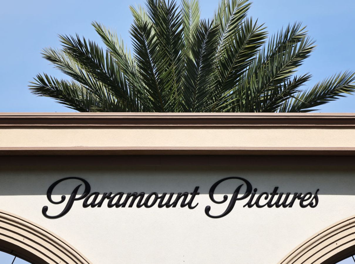Paramount-Skydance Deal Faces Risk As Project Rise Revives $13.5B Rival ...