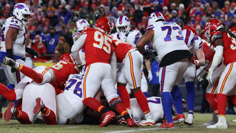 Josh Allen, Sean McDermott sidestep officiating questions, defend Bills ...