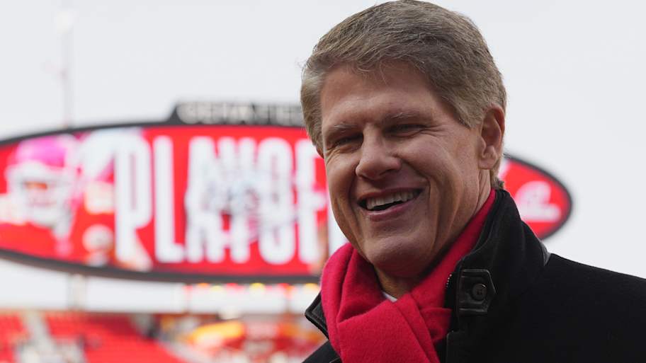 Clark Hunt on Chiefs Winning Another Lamar Hunt Trophy, Heading Back to ...