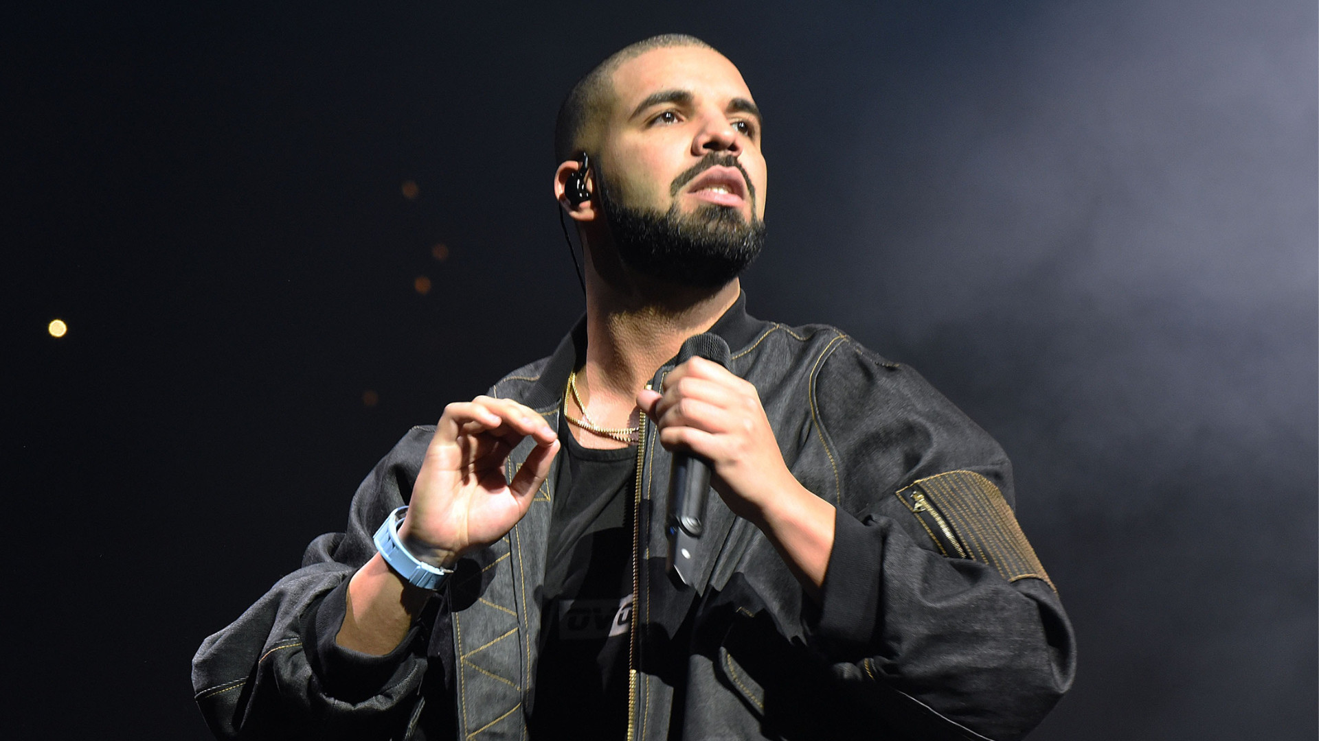Drake Says Toronto Winters 'Can Be Depressing' and Teases He'll 'Be ...