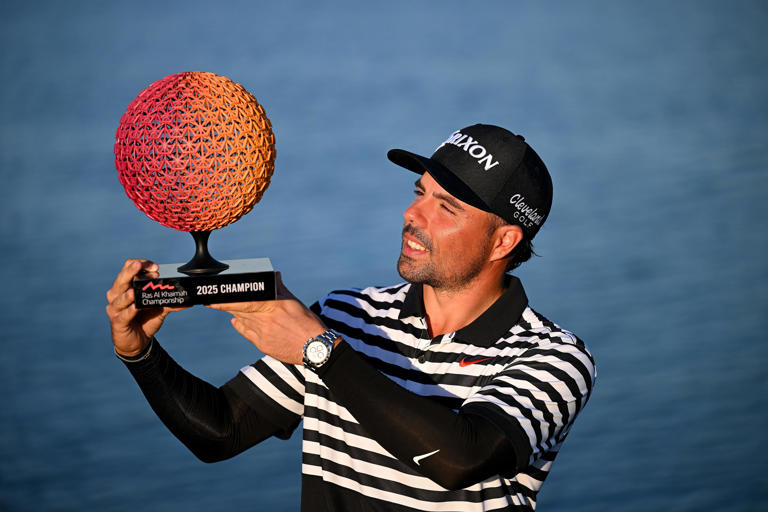 Alejandro del Rey wins on DP World Tour, holds off former college ...