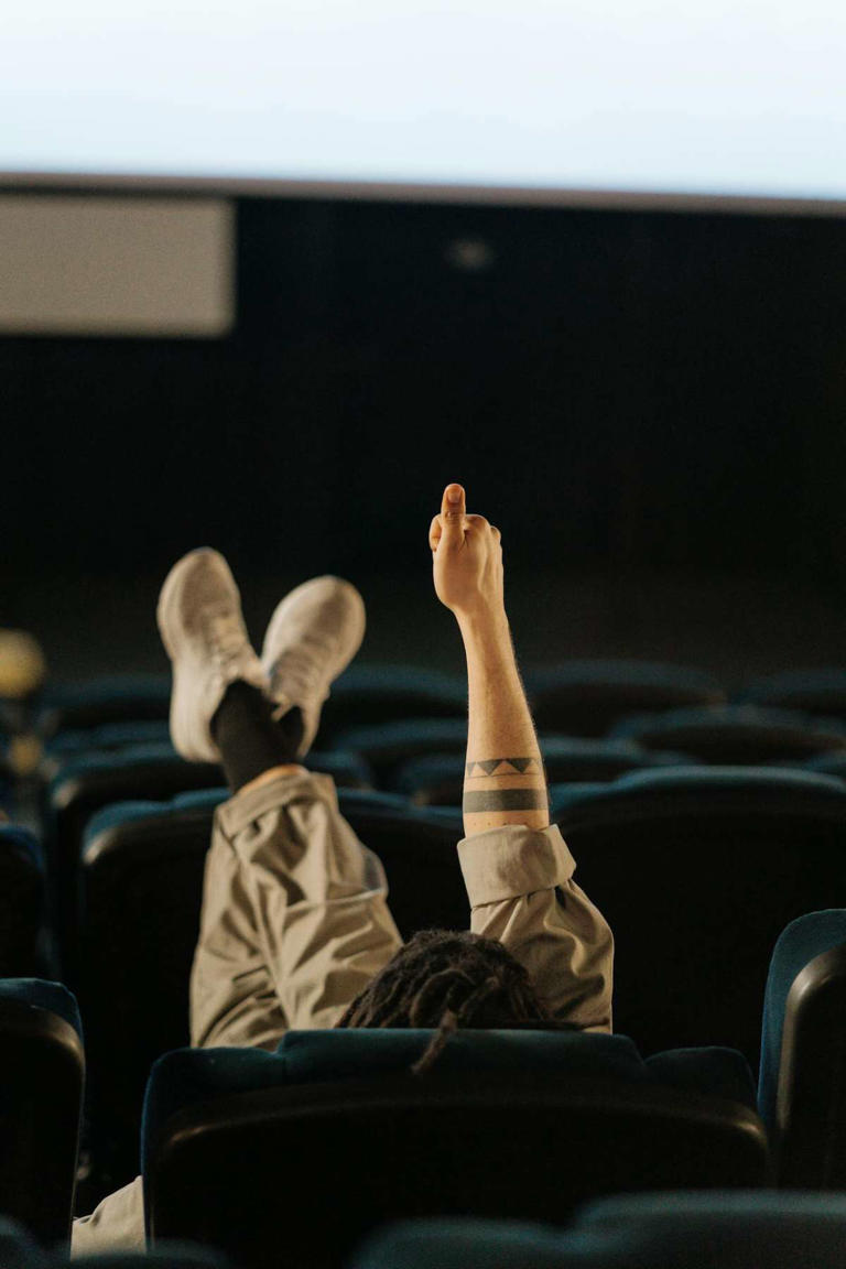 9 Ways to Save Money at the Movies