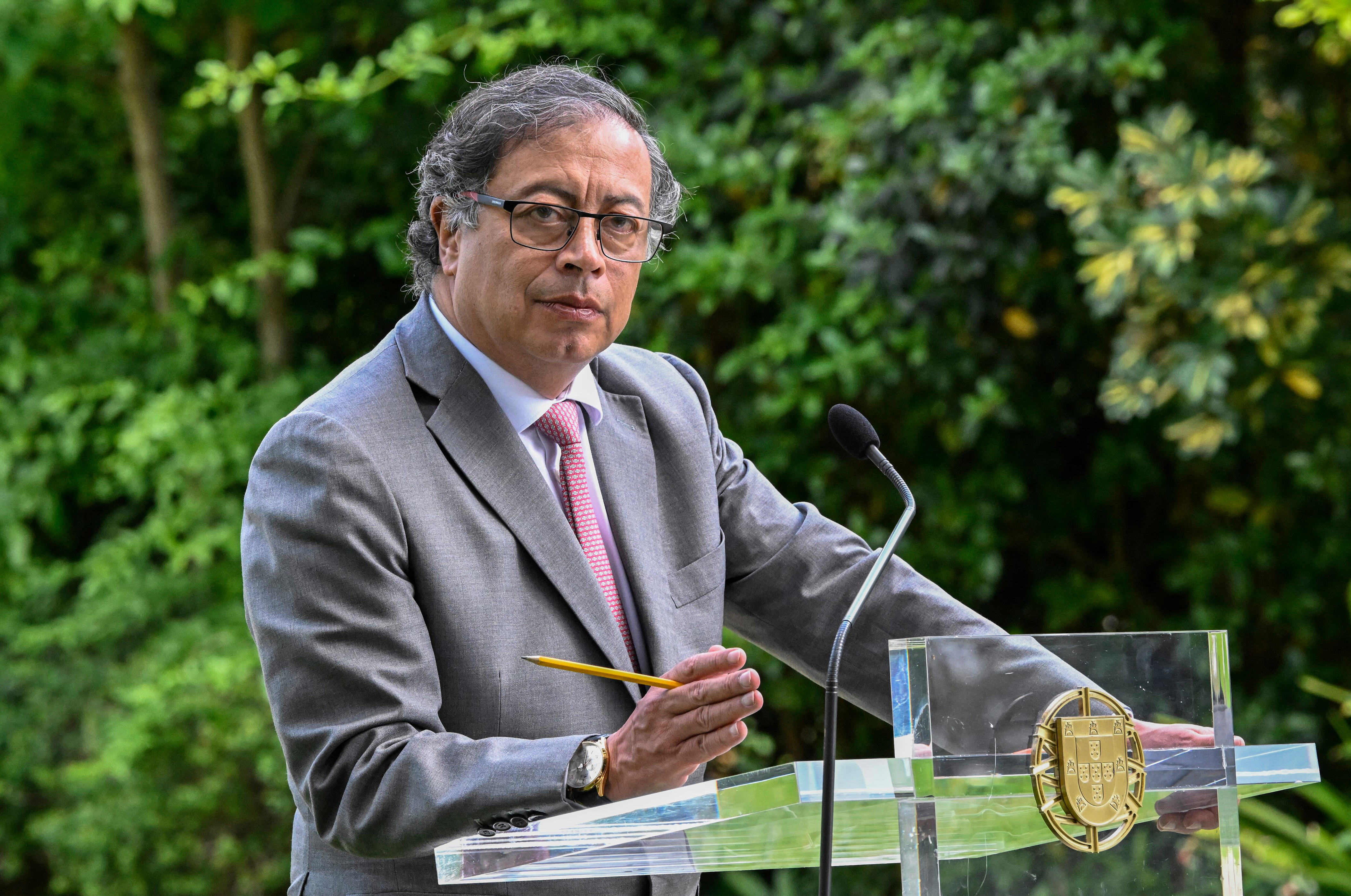 Gustavo Petro, en la semana de los 40 años de la toma del Palacio de ...