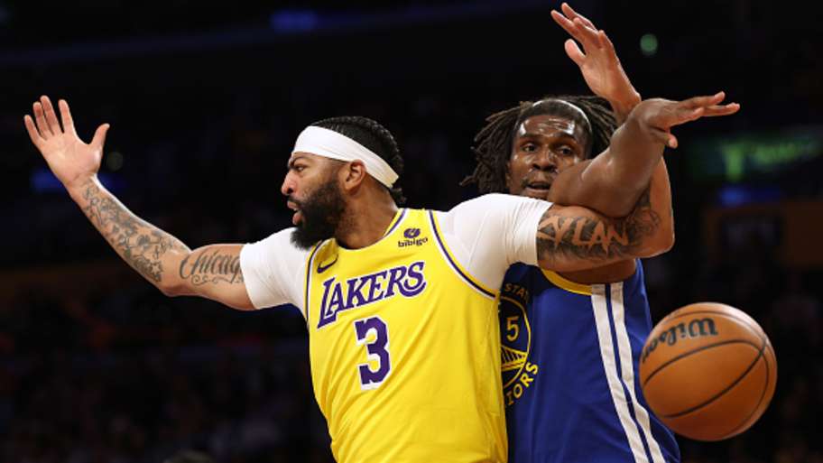 NBA Upgrades Penalty on Warriors For Hard Foul on Lakers' Anthony Davis