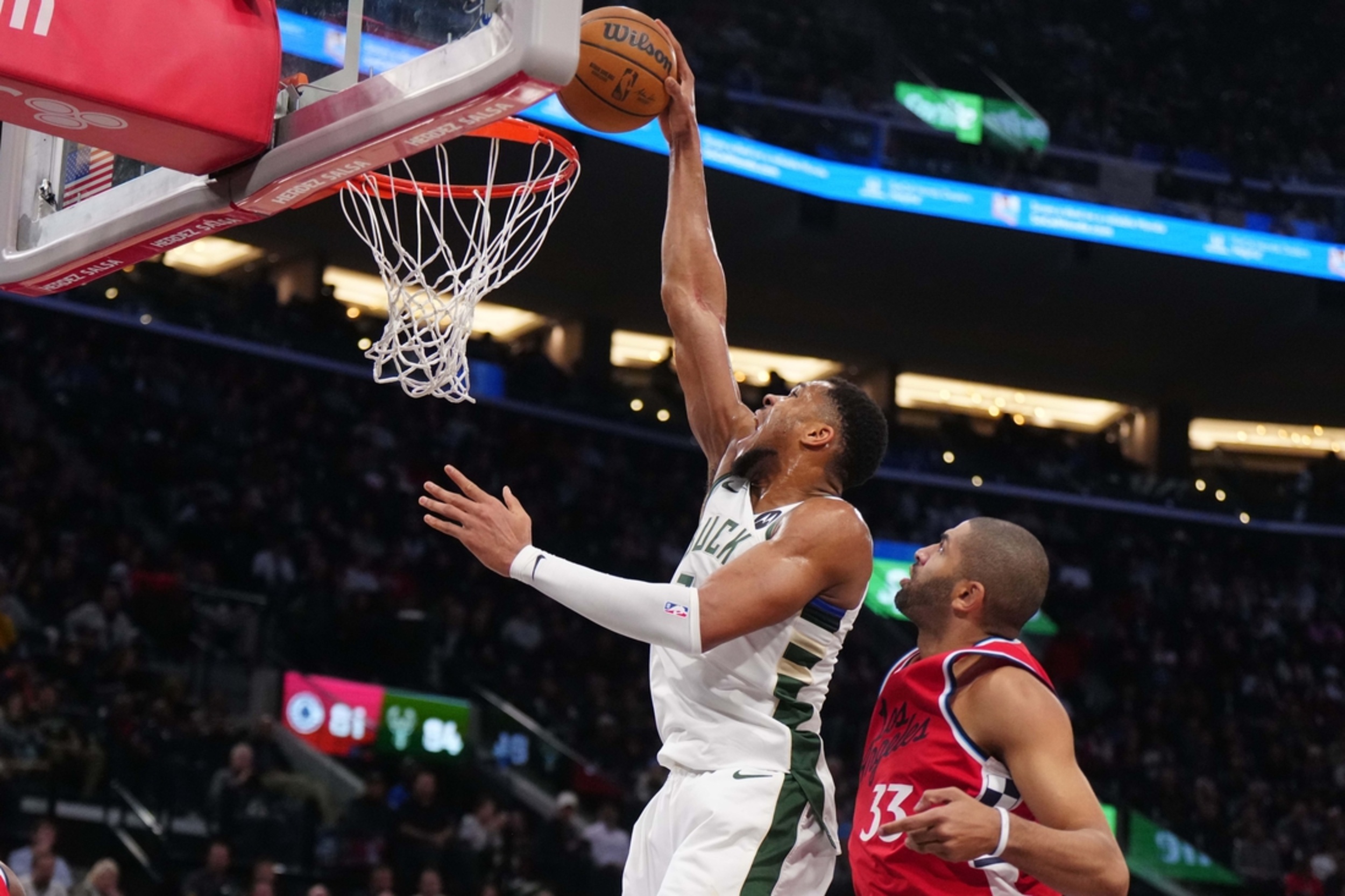 Win streak over, Bucks aim to rebound vs. lowly Jazz