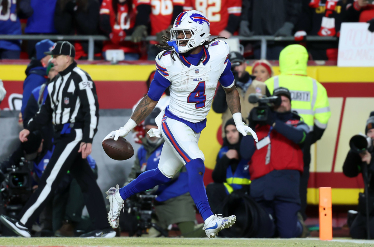Bills Discuss 'Hard Feelings' and 'Hugs' in James Cook Contract Conflict