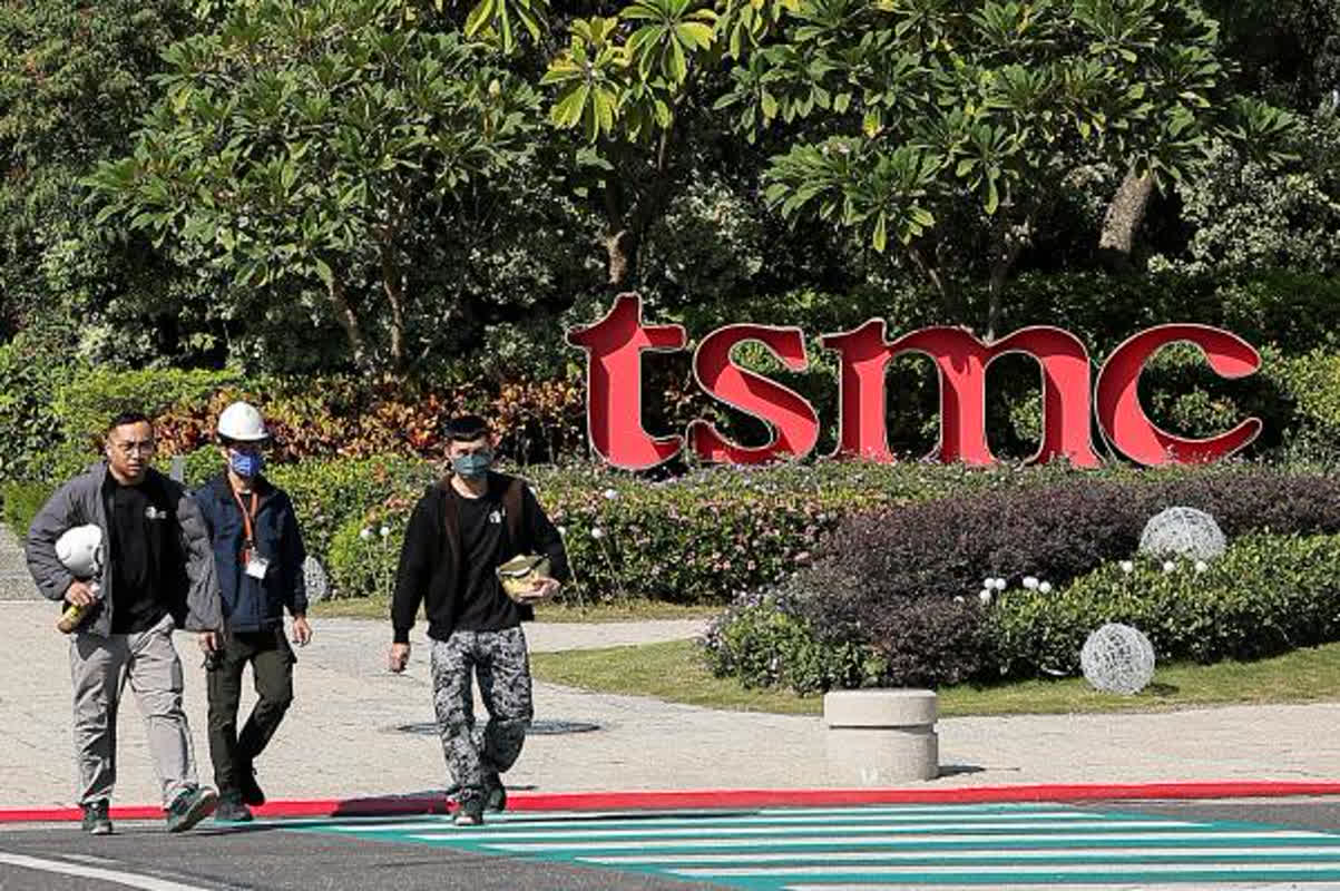 AI 훈풍에...대만언론 "TSMC 올해 AI 매출 43조 초과 전망"