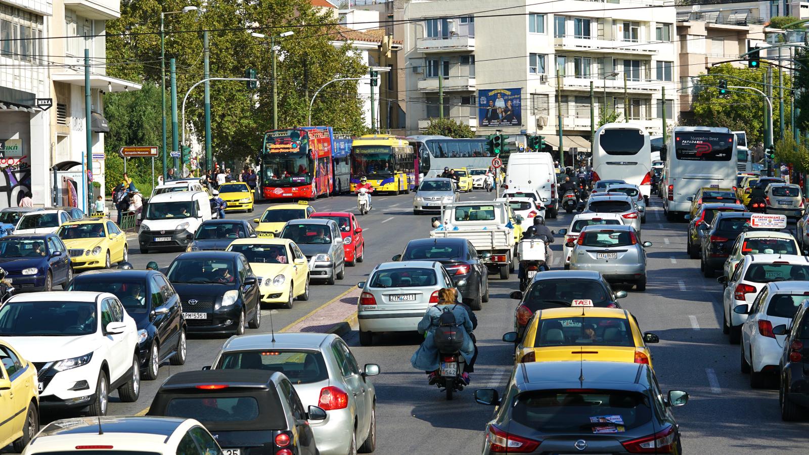 Αλλάζουν τα όρια ταχύτητας στους δρόμους της Ελλάδας -Πού θα πηγαίνουμε ...