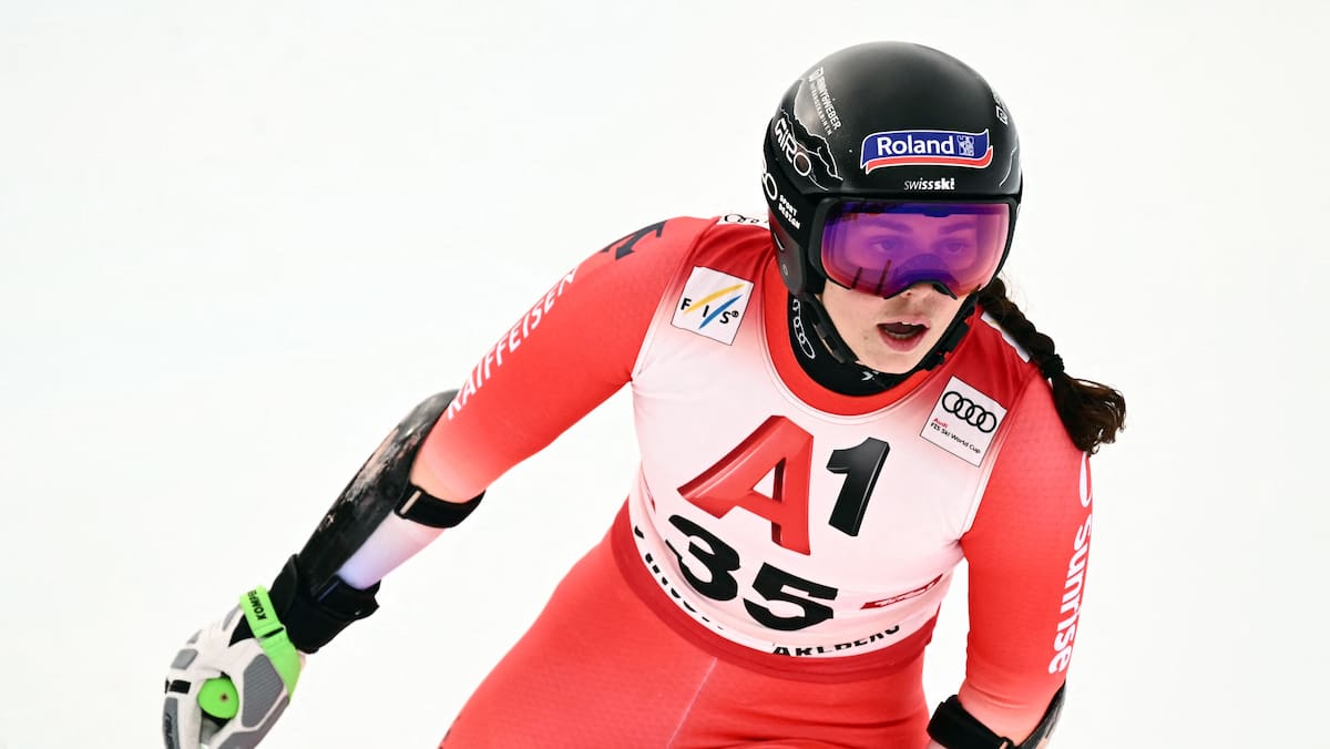 Après sa chute à Garmisch: La spécialiste suisse de vitesse Stephanie ...