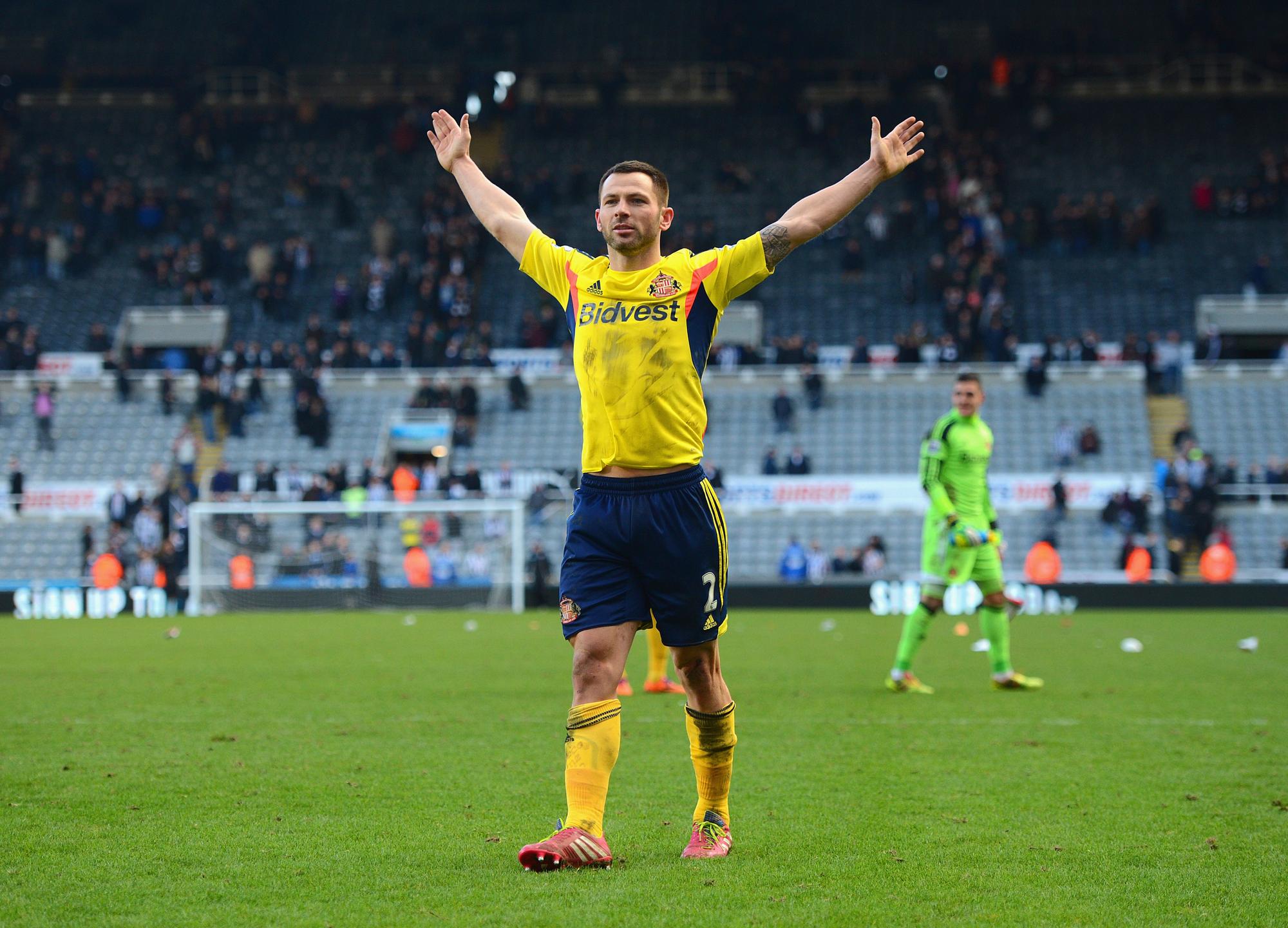 Phil Bardsley urges Manchester United to 'keep tabs' on 'outstanding ...