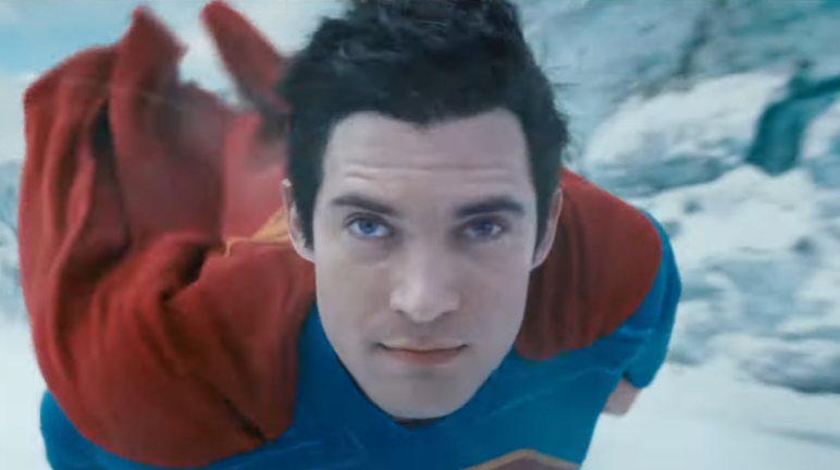 New TV Spot Shows Superman Flying — and the Internet Has Plenty to Say ...