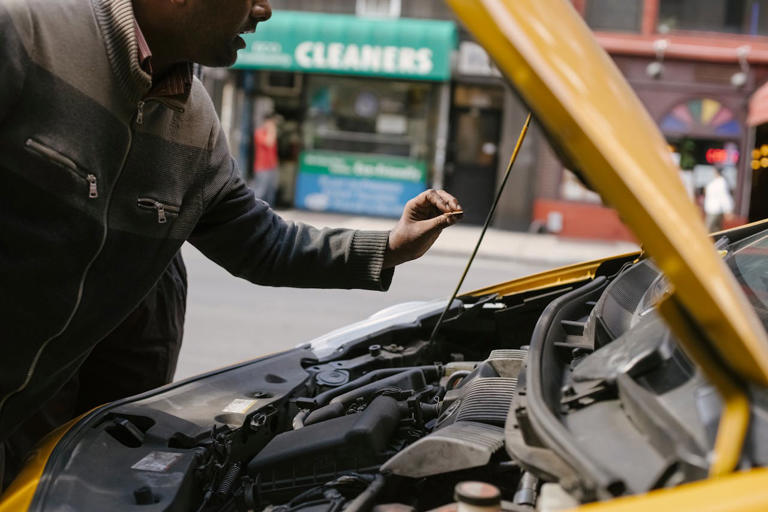 Don’t Skip These 19 Items When Inspecting a Used Vehicle Before Purchase