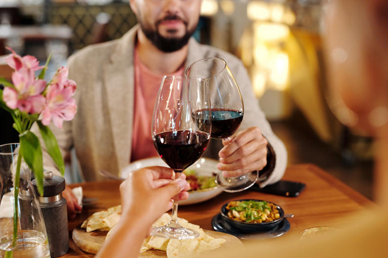 10 Things the Middle Class Spends Money On That Rich People Don’t Care ...