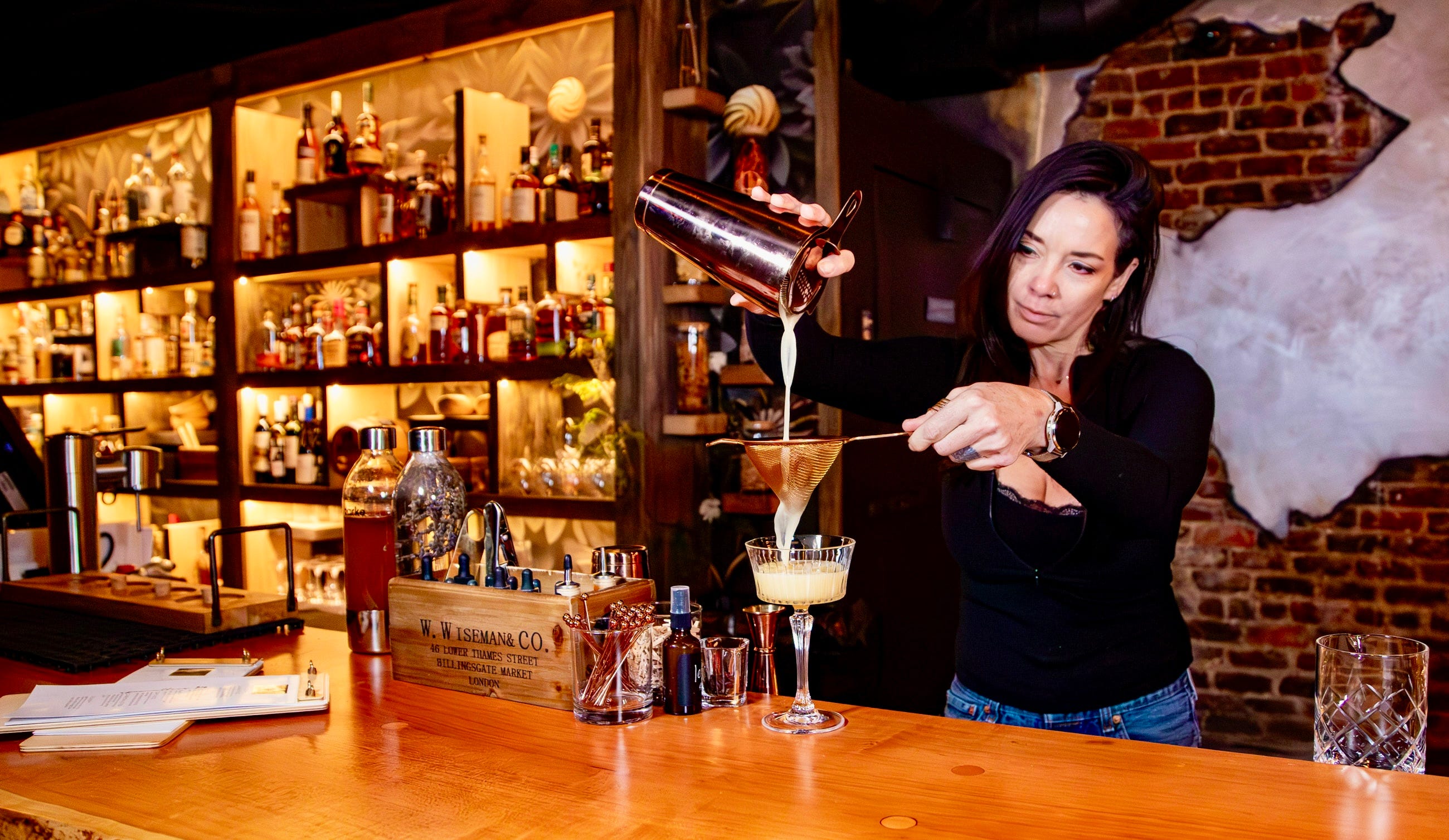 Asheville couple opens new lounge with 'charming,' 'enchanting' farm-to ...