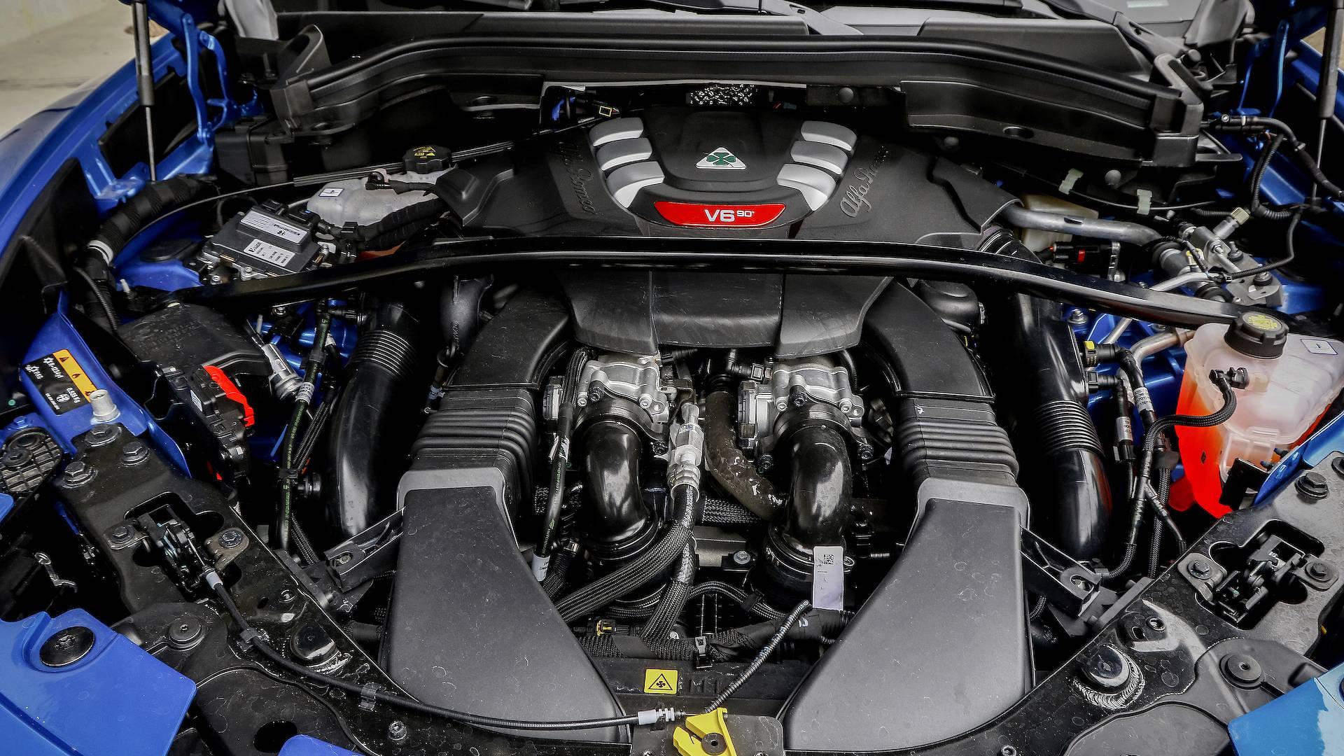 Alfa Romeo Changes Its Mind, Gas Engines are Staying