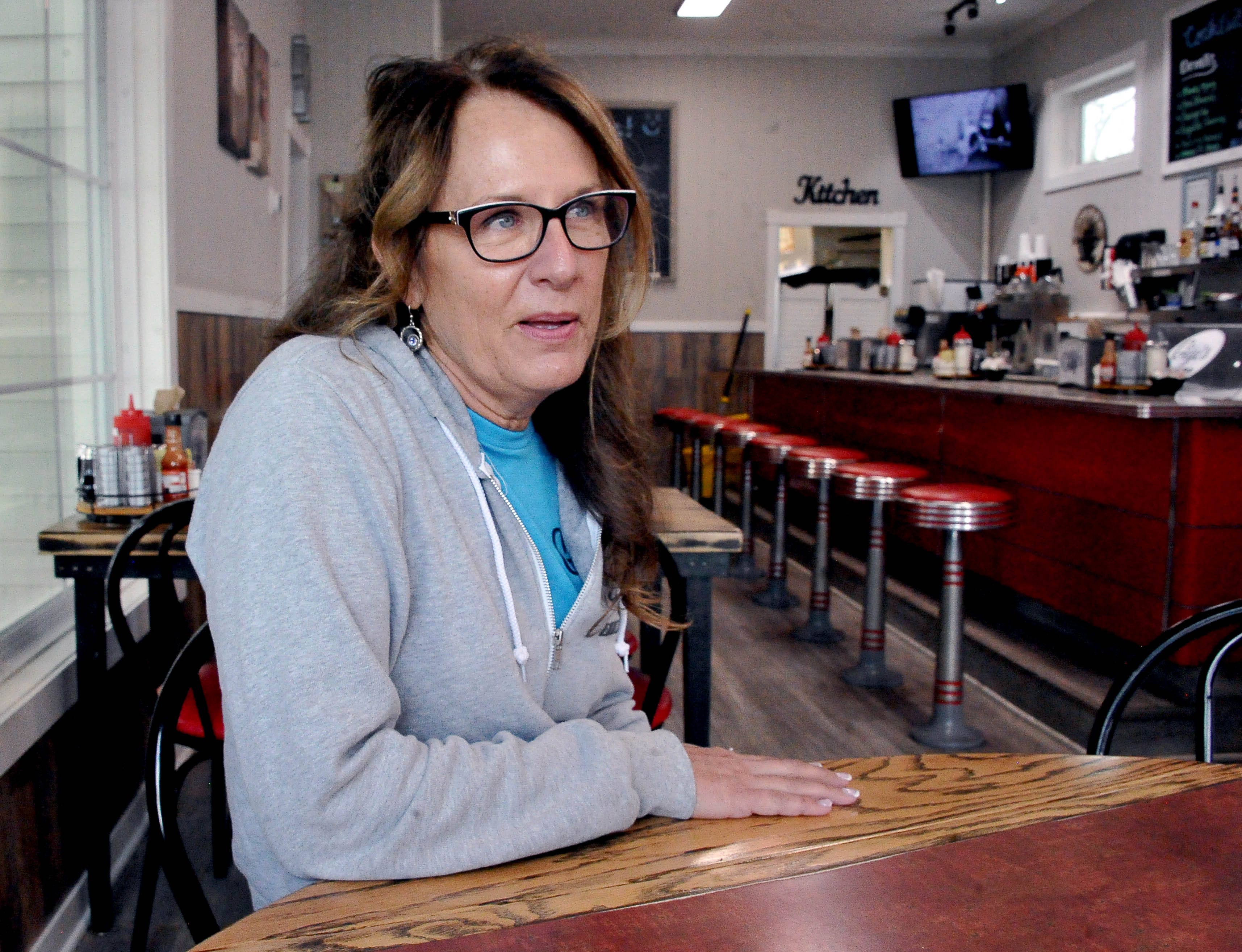 🍲 WHAT'S COOKING: All hands on deck for Leister family at Gigi's Diner ...