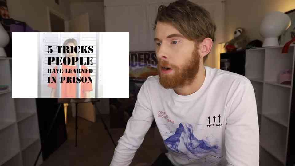 TRYING PRISON LIFE HACKS