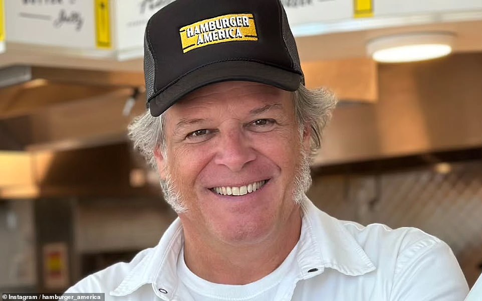 Burger expert reveals his top favorite fast food burgers in the US