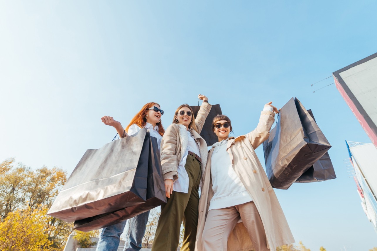 10 Things the Middle Class Spends Money On That Rich People Don’t Care ...